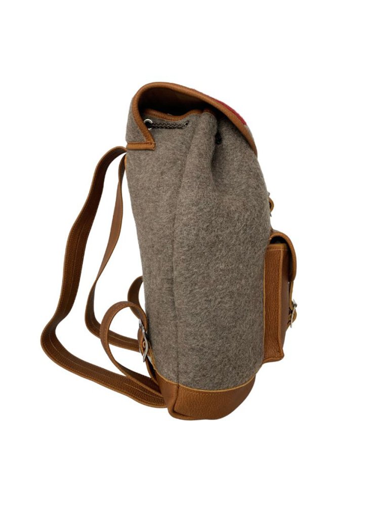 Karlen Swiss Rucksack mit Schweizer Kreuz | Swiss Finest